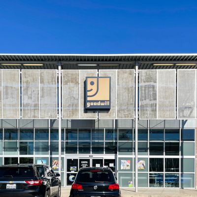 GOODWILL CENTRAL TEXAS - SOUTHPARK MEADOWS - Updated December 2025 - 30 ...