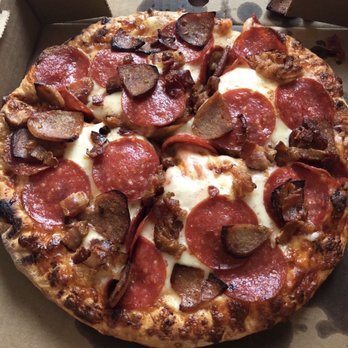 BOSTON PIZZA - Updated January 2026 - 27 Photos & 24 Reviews - 1563 ...