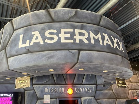 LASERMAXX - Updated October 2025 - 34 Photos - 3005 Berlin Tpke, Newington, Connecticut - Laser ...
