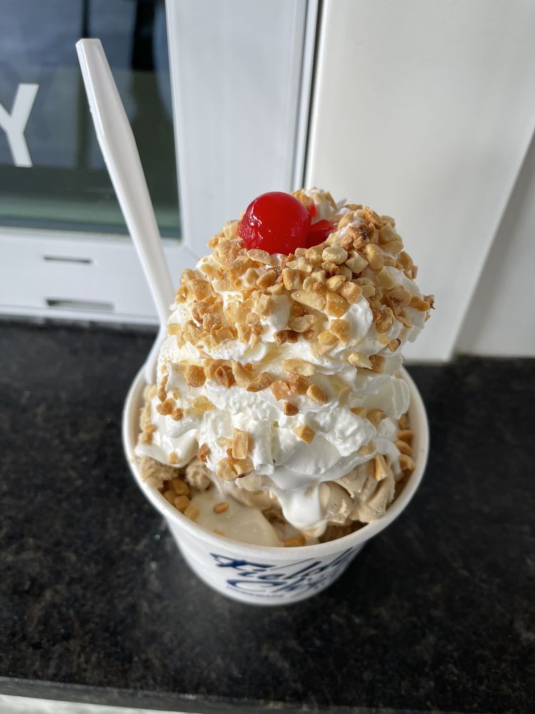 FIELDER’S CHOICE ICE CREAM & MINI GOLF - Updated July 2024 - 51 Photos ...