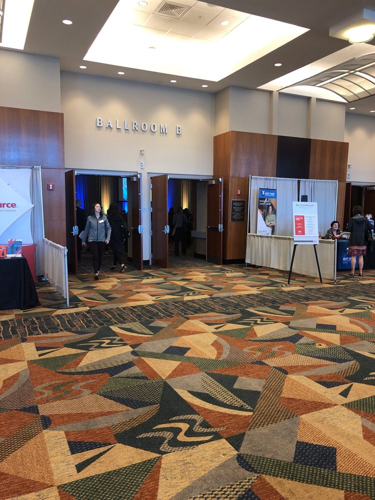 CHI HEALTH CENTER OMAHA - 119 Photos & 61 Reviews - 455 N 10th St ...