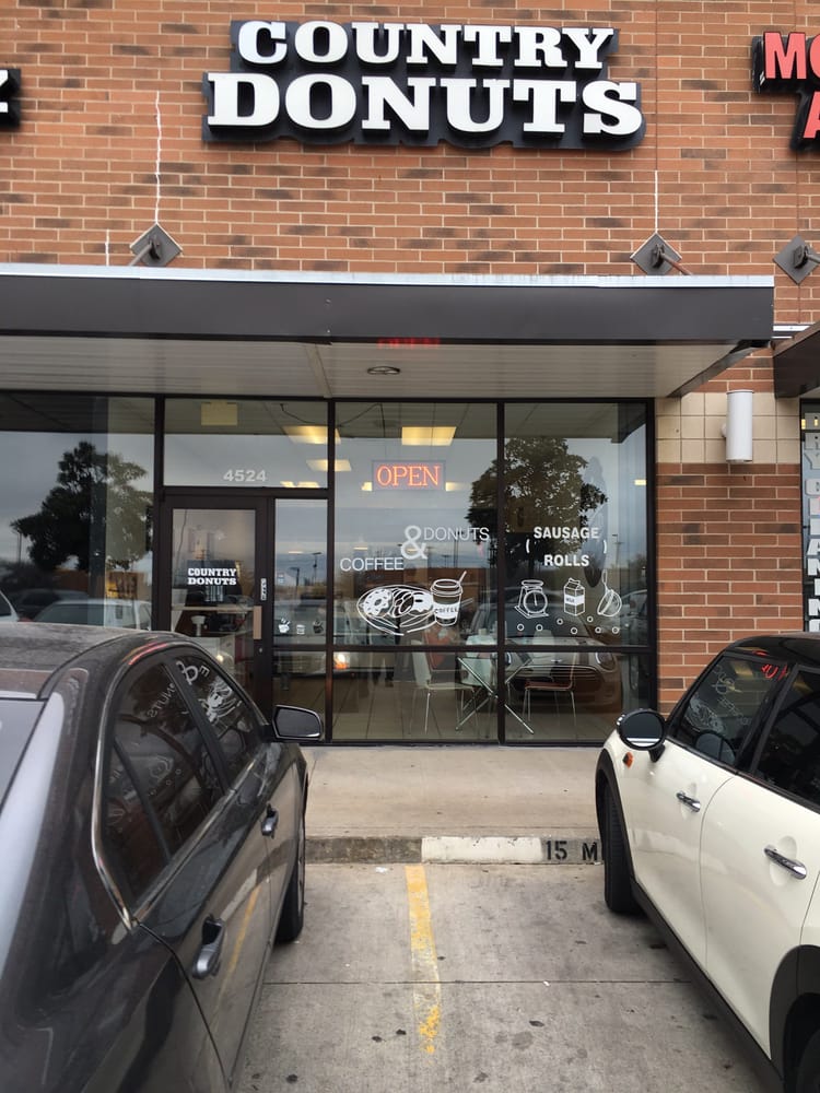 COUNTRY DONUTS - 22 Reviews - 4524 Golden Triangle Blvd, Keller, Texas ...