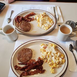 VIEWMONT DINER - Updated April 2025 - 54 Photos & 97 Reviews - 448 ...