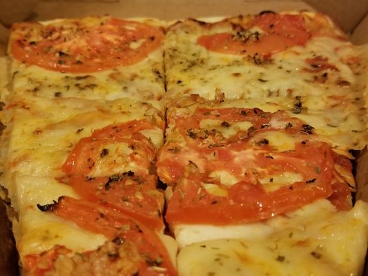 SLICE FACTORY - Updated June 2025 - 67 Photos - 211 Roosevelt Rd ...