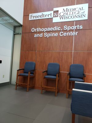 FROEDTERT WEST BEND HEALTH CENTER - Updated December 2025 - 16 Photos ...