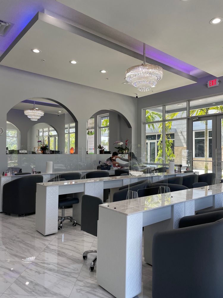 T NAILS SPA - 16 Photos & 34 Reviews - 650 SE Indian St, Stuart ...