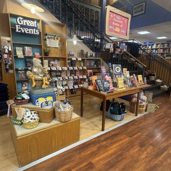 BOOKPEOPLE - Updated August 2025 - 467 Photos & 596 Reviews - 603 N ...