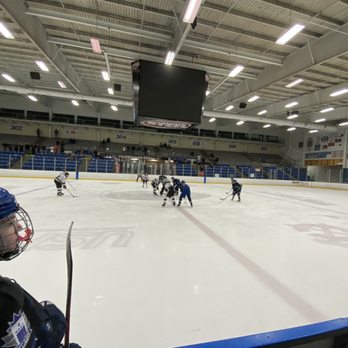 FOX VALLEY ICE ARENA - Updated December 2025 - 12 Photos & 20 Reviews ...