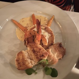 RED SHOE ISLAND BISTRO - 174 Photos & 128 Reviews - 411 Petronia St ...