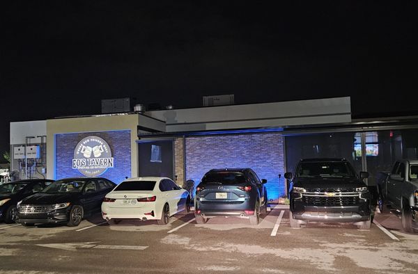 ED’S TAVERN - Updated December 2025 - 17 Photos & 49 Reviews - 1305 ...