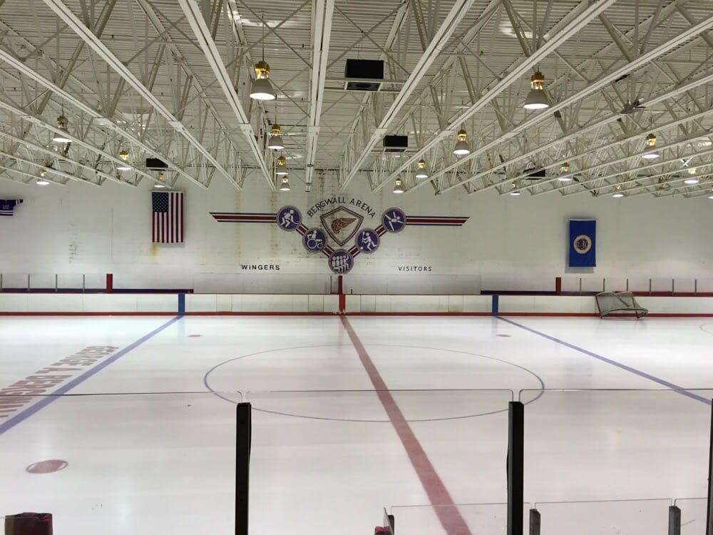 BERGWALL ARENA - Updated September 2025 - 215 Pioneer Rd, Red Wing ...