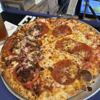 BLUE ROCK PIZZA & TAP - Updated May 2026 - 210 Photos & 87 Reviews ...