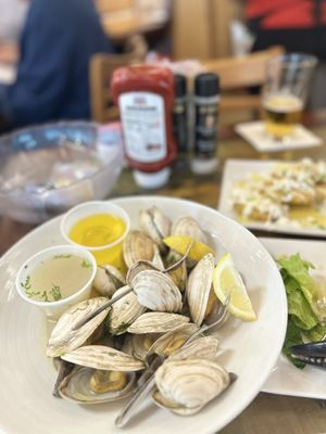 NEW ENGLAND FISH MARKET & RESTAURANT - Updated January 2026 - 267 ...