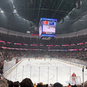 HONDA CENTER - Updated June 2025 - 4337 Photos & 1060 Reviews - 2695 E ...
