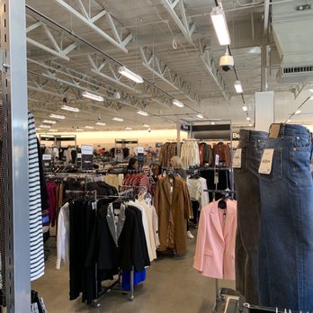 NORDSTROM RACK - Updated December 2025 - 113 Photos & 20 Reviews - 3561 ...