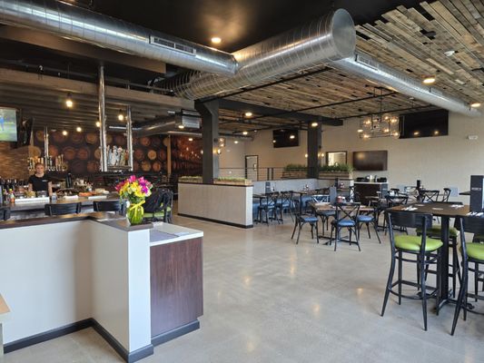 DISTRICT 37 KITCHEN & TAPHOUSE - Updated May 2025 - 137 Photos & 86 ...