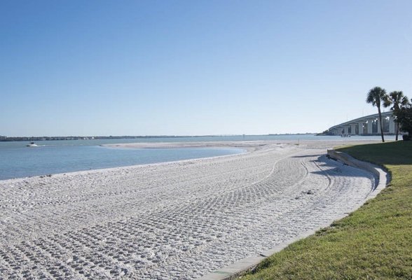 CLEARWATER POINT BEACH - Updated June 2025 - 13 Photos - 825 S Gulfview ...