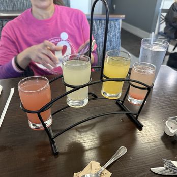 PORTSIDE BREAKFAST & LUNCH - Updated October 2025 - 189 Photos & 140 ...