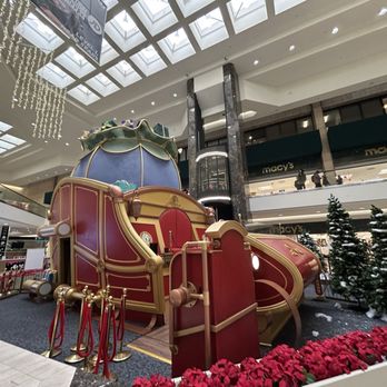 SUNVALLEY SHOPPING CENTER - Updated November 2025 - 245 Photos & 345 ...