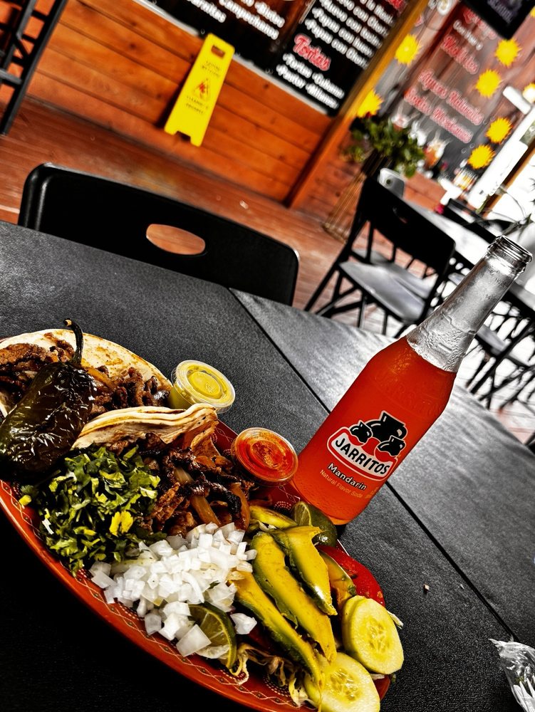 TAQUERIA EL COMPA - Updated October 2025 - 20 Photos & 17 Reviews ...