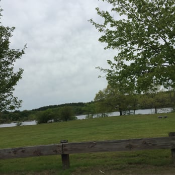 BUCKMASTER POND - Updated December 2025 - 12 Photos - 350 Pond St ...