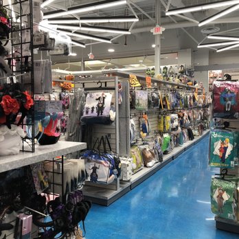 AAHS - Updated December 2024 - 150 Photos & 34 Reviews - 272 Del Amo ...