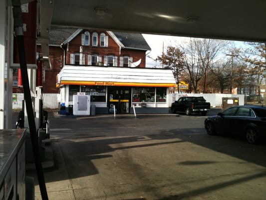 WHALLEY AVENUE SHELL - Updated December 2025 - 1 Whalley Ave, New Haven ...