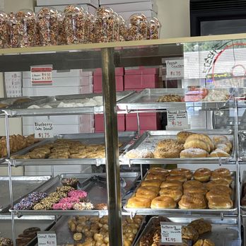 STEPH’S DONUT HOLE - Updated January 2026 - 83 Photos & 91 Reviews ...