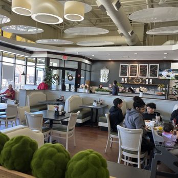 GRADE A CAFE - Updated July 2024 - 52 Photos & 33 Reviews - 176 ...