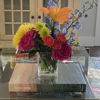 FLOWERS BY LOUIS HODY - Updated December 2025 - 20 Photos & 28 Reviews ...
