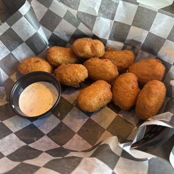 BIG FELLAS ICE HOUSE - Updated June 2025 - 63 Photos & 55 Reviews ...