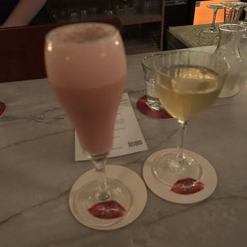 BISOUS - Updated July 2025 - 160 Photos & 75 Reviews - 938 W Fulton ...