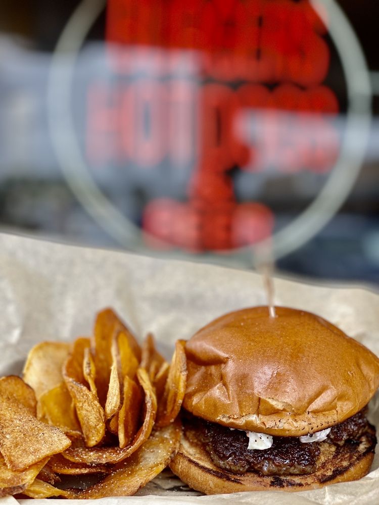 BRODEE DOGS BREW HOUSE - Updated October 2025 - 80 Photos & 47 Reviews ...