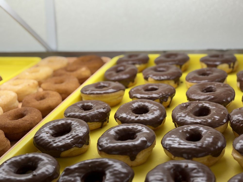 DANNAY’S DONUTS - Updated October 2025 - 22 Photos - 1041 S Gordon St ...