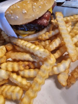 TRIANGLE BOWL - Updated December 2025 - 10 Photos & 32 Reviews - 700 ...