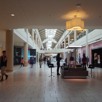 FREEHOLD RACEWAY MALL - Updated February 2025 - 146 Photos & 143 ...