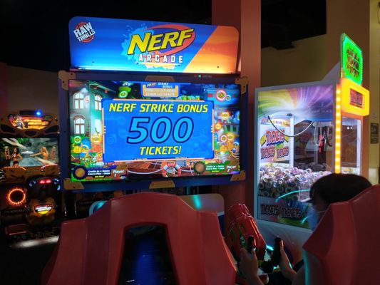 ALL AMUSEMENT FUN CENTER - 46 Photos & 69 Reviews - 201 E Magnolia Blvd ...