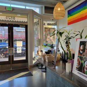 COFFEEHOLIC HOUSE - 353 Photos & 111 Reviews - 8525 Greenwood Ave N ...