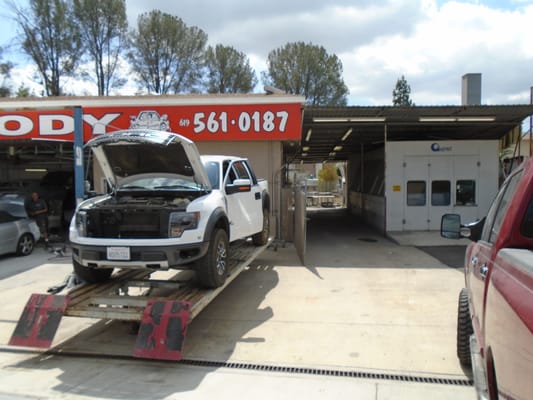 LAKESIDE AUTO BODY - Updated May 2026 - 30 Photos - 9786 Los Coches Rd ...