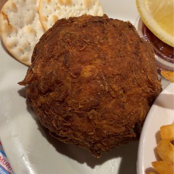 BOX HILL CRAB CAKES - Updated June 2024 - 432 Photos & 646 Reviews ...