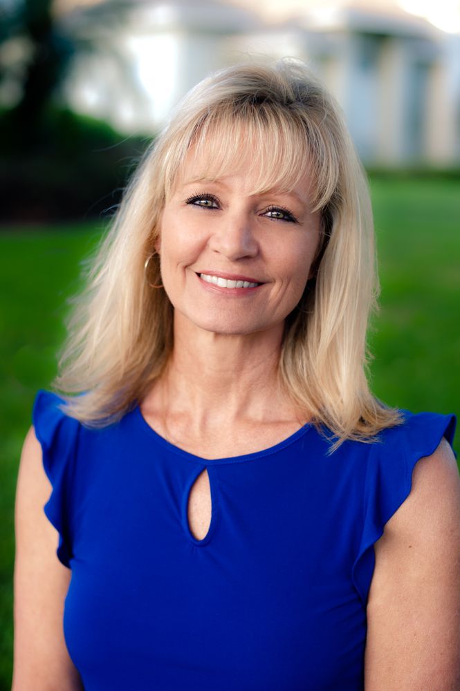 LORA KING, HOMEVEST REALITY - Updated July 2024 - Contact Agent ...