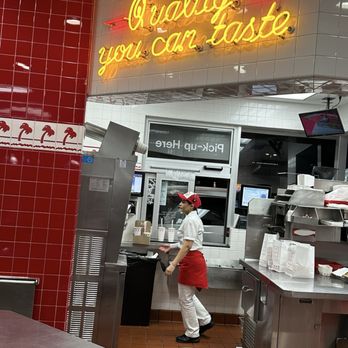 IN-N-OUT BURGER - Updated January 2026 - 179 Photos & 260 Reviews ...