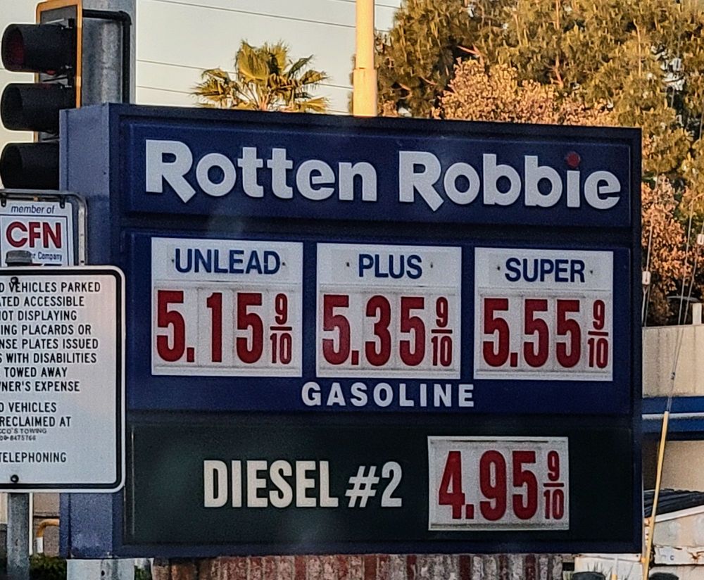 ROTTEN ROBBIE - Updated July 2025 - 16 Photos & 20 Reviews - 390 ...