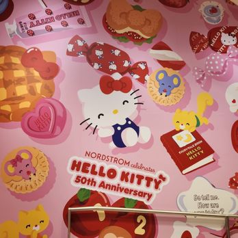HELLO KITTY POP-UP IN NYC - Updated August 2025 - 39 Photos - 225 W ...