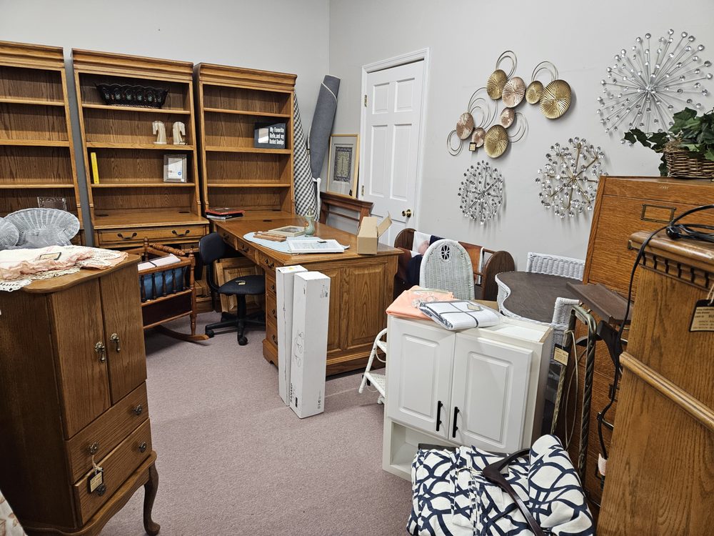 NEW LEAF CONSIGNMENT PLUS - Updated September 2025 - 478 Level Rd, Lilly, Pennsylvania ...