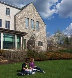 WINCHESTER PUBLIC LIBRARY - Updated October 2025 - 14 Photos & 11 ...