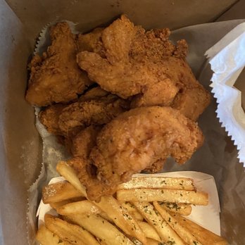 COACHES FISH, SHRIMP & CHICKEN - Updated December 2024 - 22 Photos & 23 ...