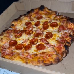 TIC TAC TOE PIZZA - Updated October 2025 - 185 Photos & 90 Reviews ...