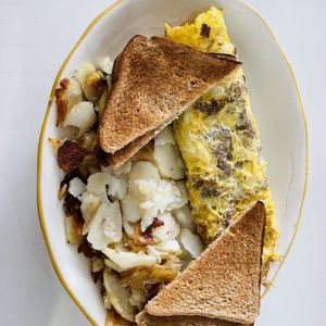 VILLAGE GAP DINER - Updated January 2026 - 23 Photos - 5360 Lincoln Hwy ...