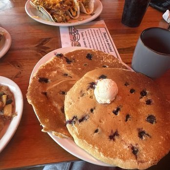 DK DINER - Updated July 2025 - 438 Photos & 484 Reviews - 1715 W 3rd ...